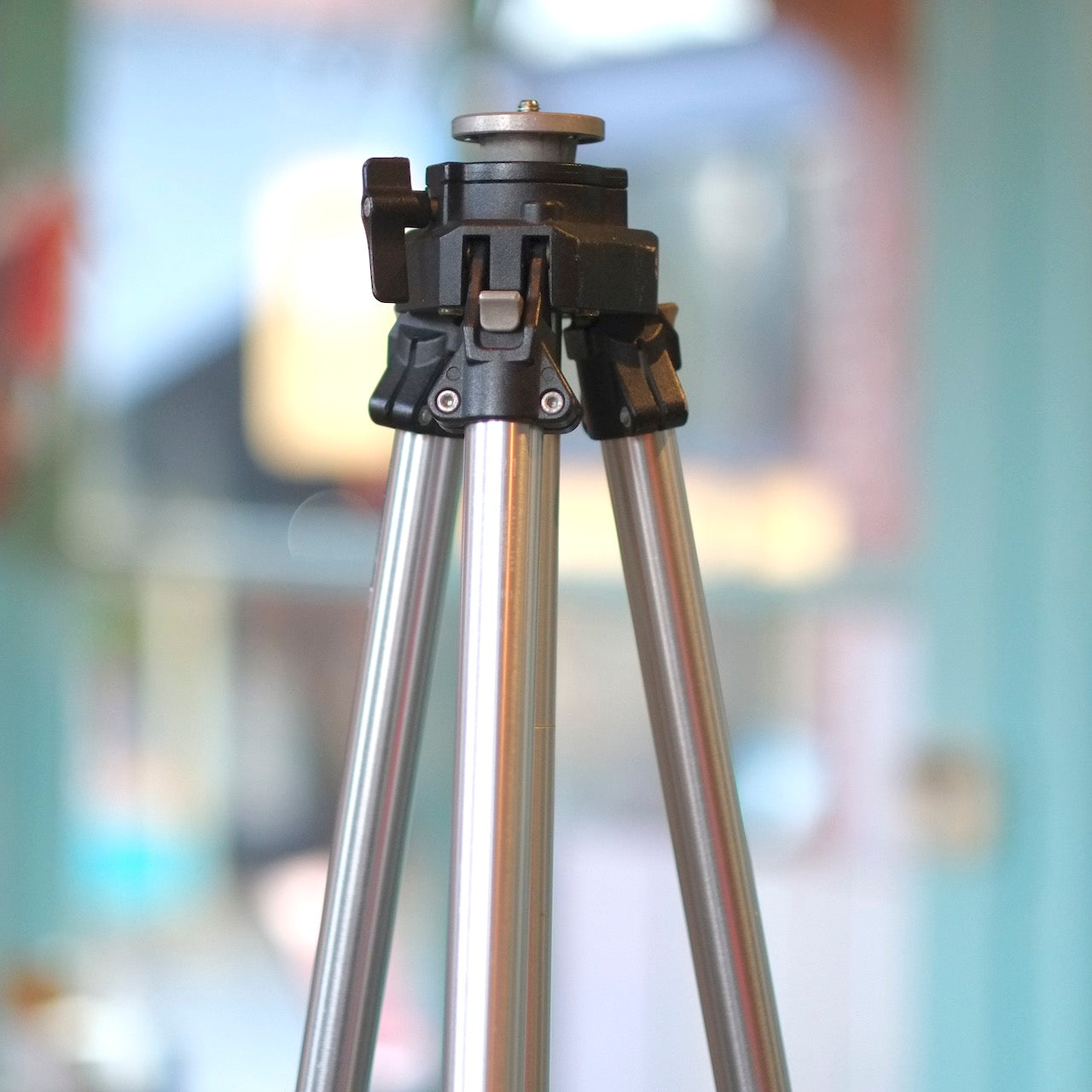 Bogen 3021 (AKA Manfrotto 055) – Camera Traders