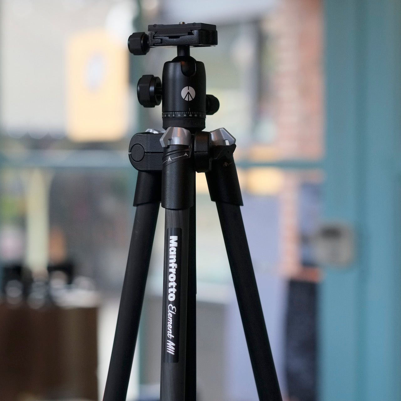 Manfrotto Element MKELMII4CMB-BH – Camera Traders