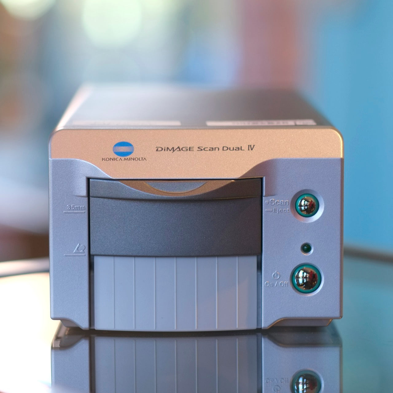 Minolta Dimage Scan Dual IV – Camera Traders