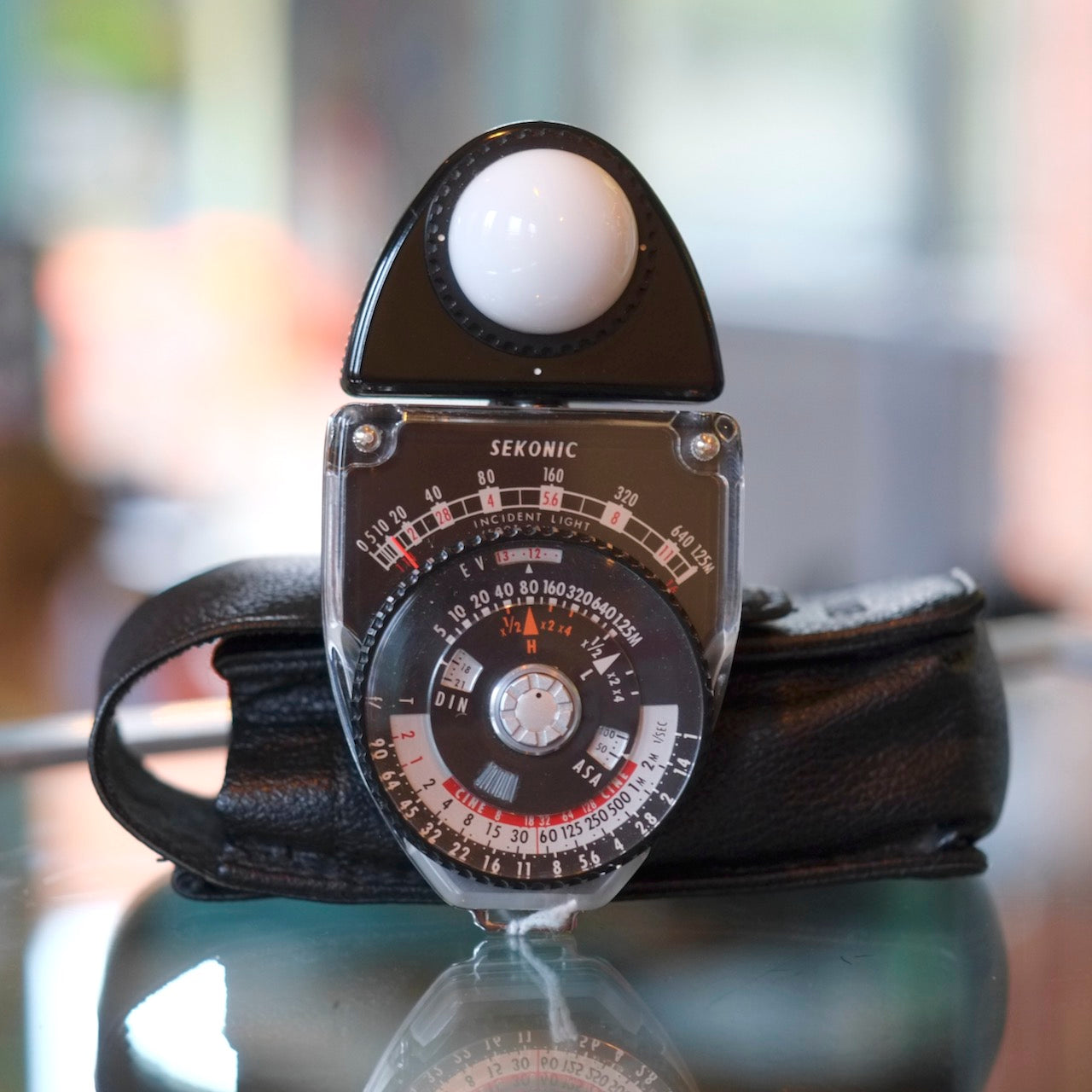 Sekonic Studio Deluxe II L-398 – Camera Traders