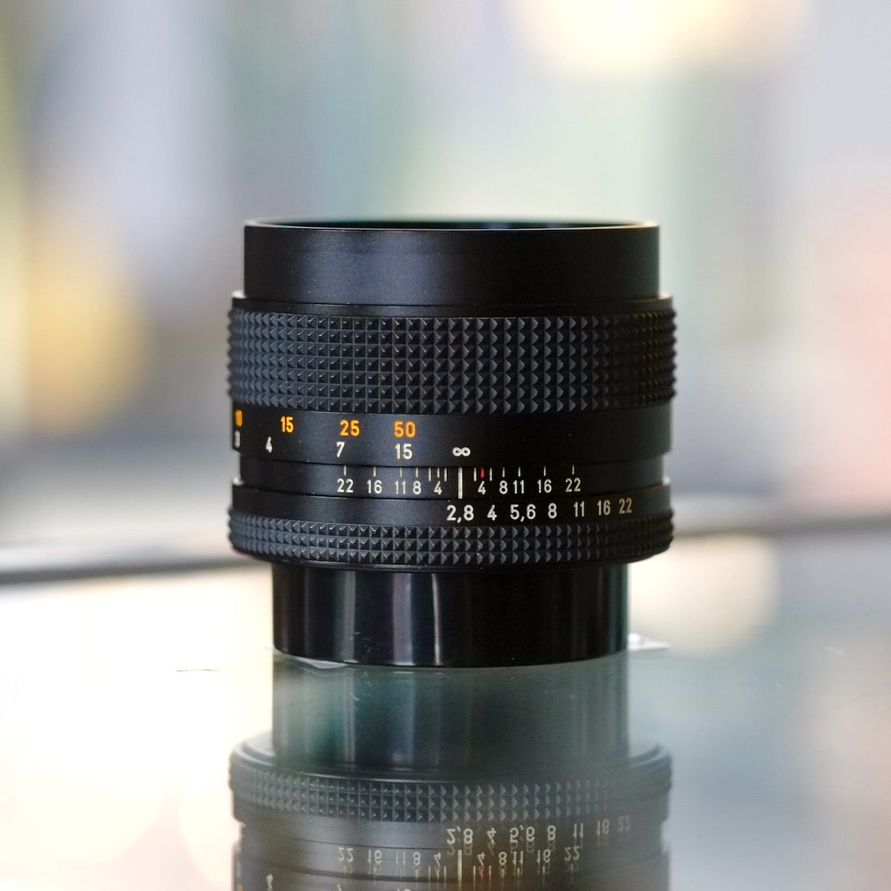 Carl Zeiss Distagon 28mm f2.8 (AEJ) – Camera Traders