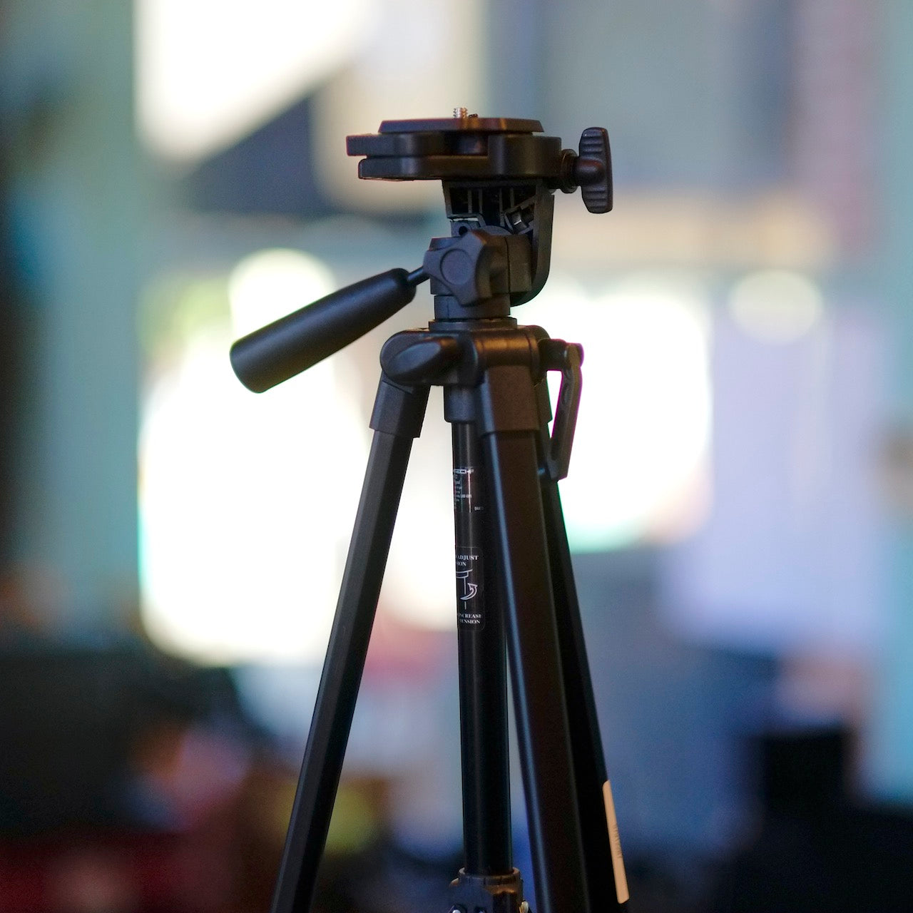Nexxtech Tripod – Camera Traders