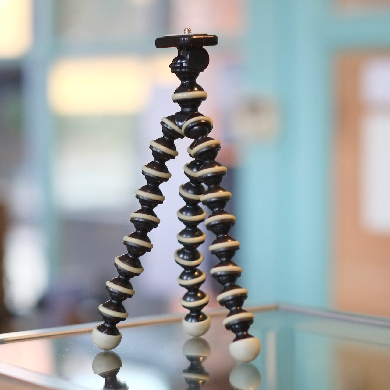 Gorilla-style pod – Camera Traders