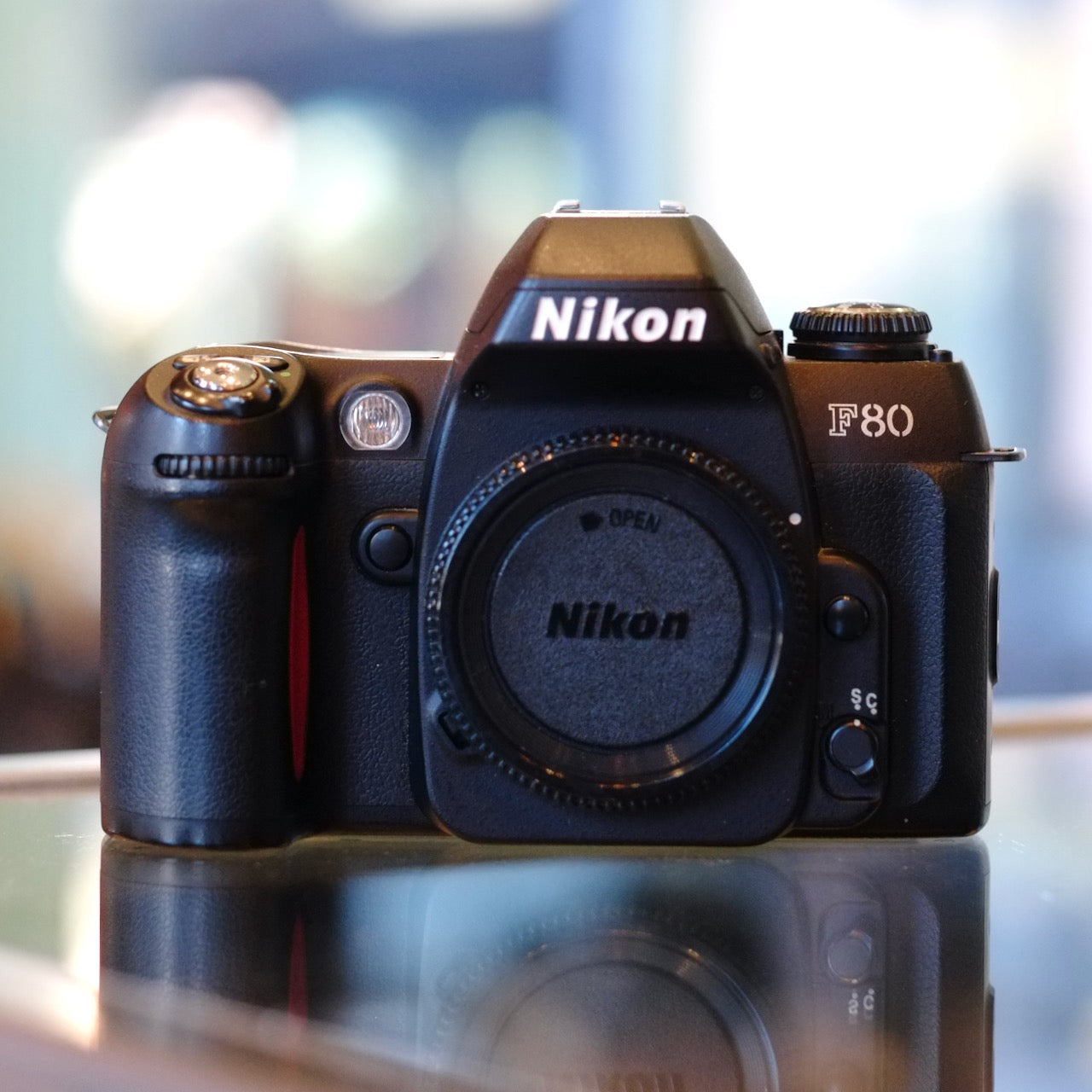 Nikon F80 – Camera Traders
