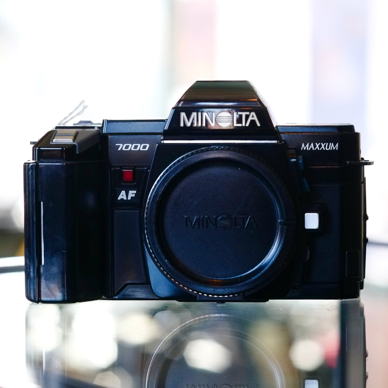 Minolta Maxxum 7000 – Camera Traders