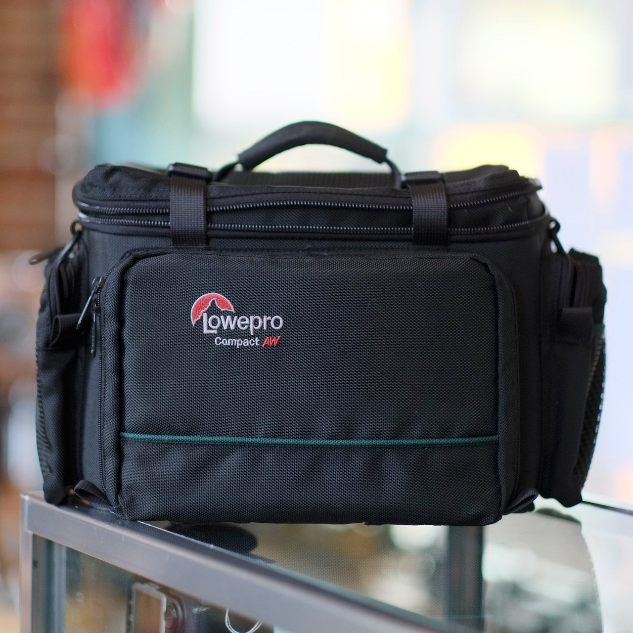 Lowepro Compact AW – Camera Traders