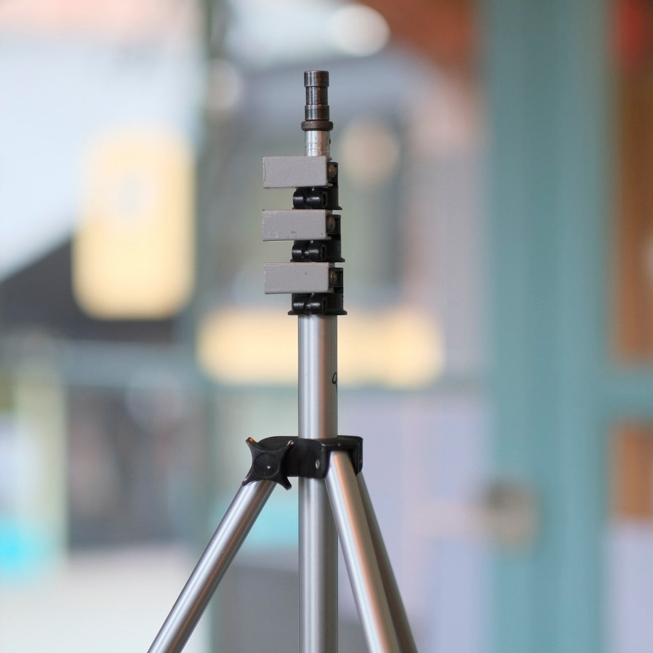 Manfrotto Light Stand – Camera Traders