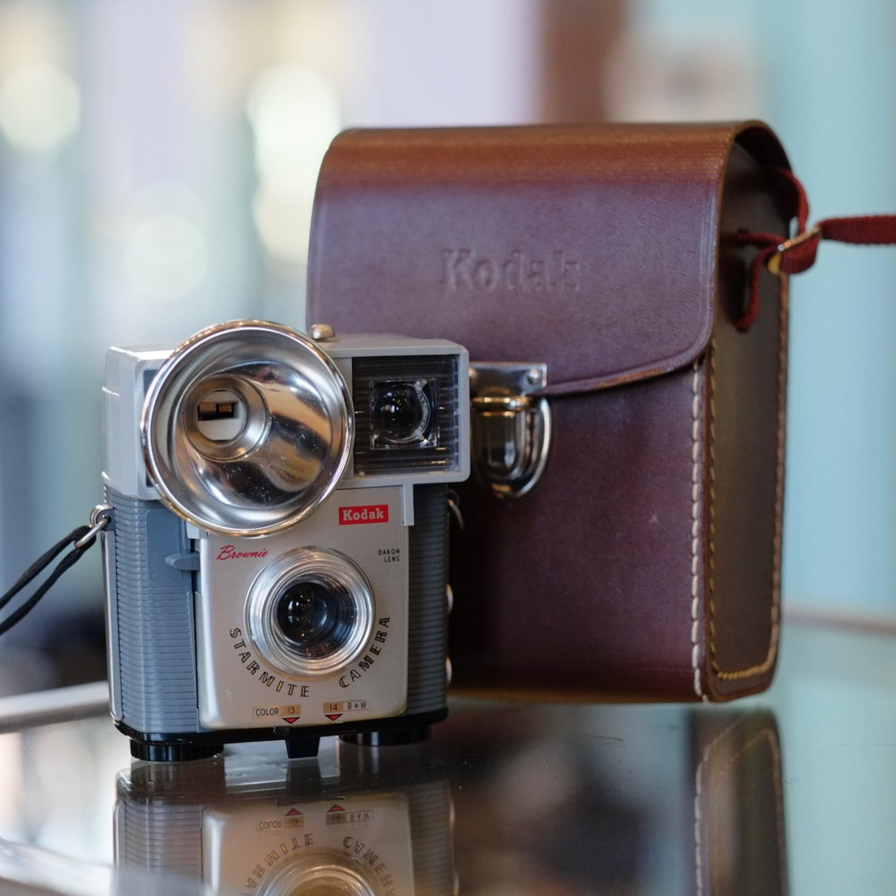Kodak Brownie Starmite with case – Camera Traders