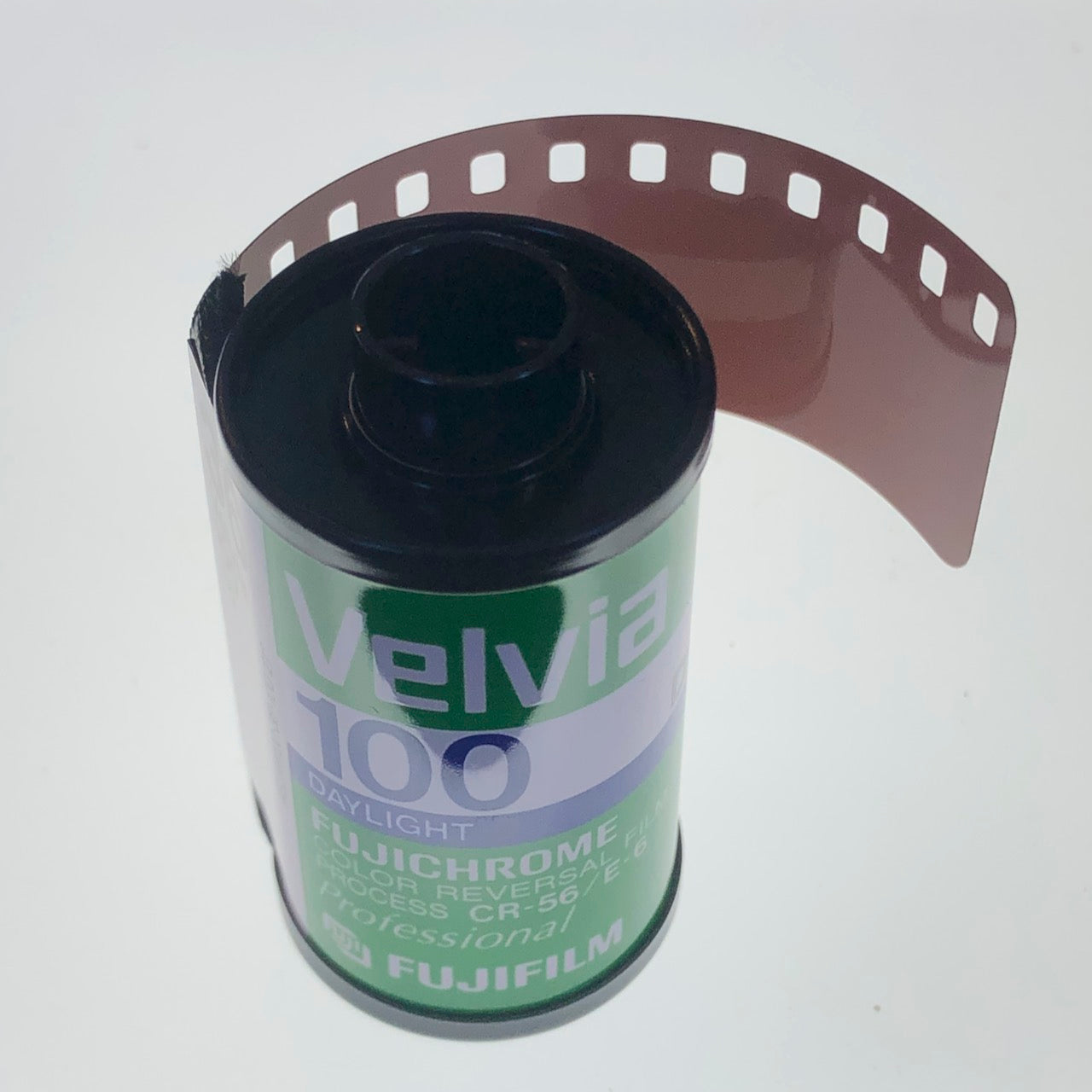 Fujichrome Velvia 100 (EXPIRED) – Camera Traders