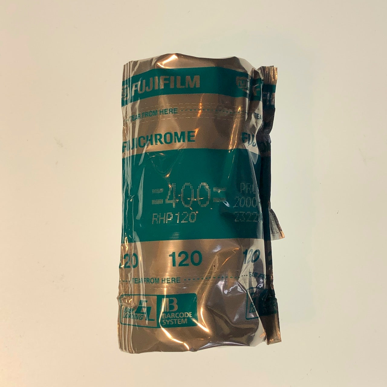 Fujichrome Provia 400 (EXPIRED 12/2000) – Camera Traders