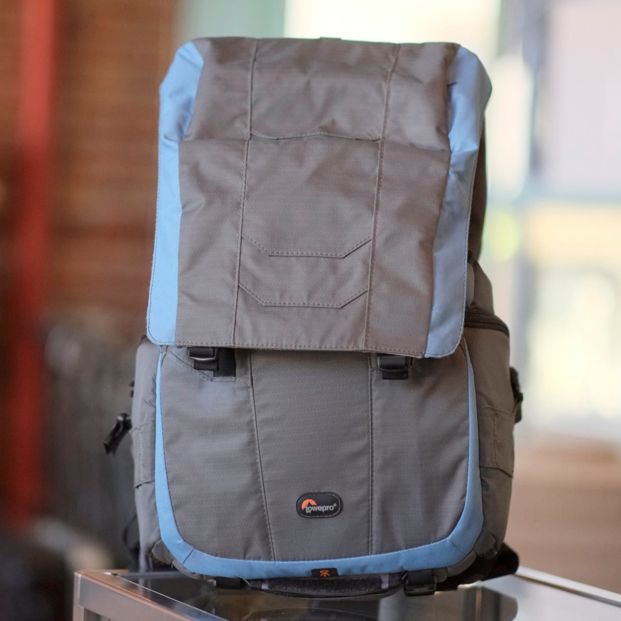 Lowepro Versapack 200AW – Camera Traders