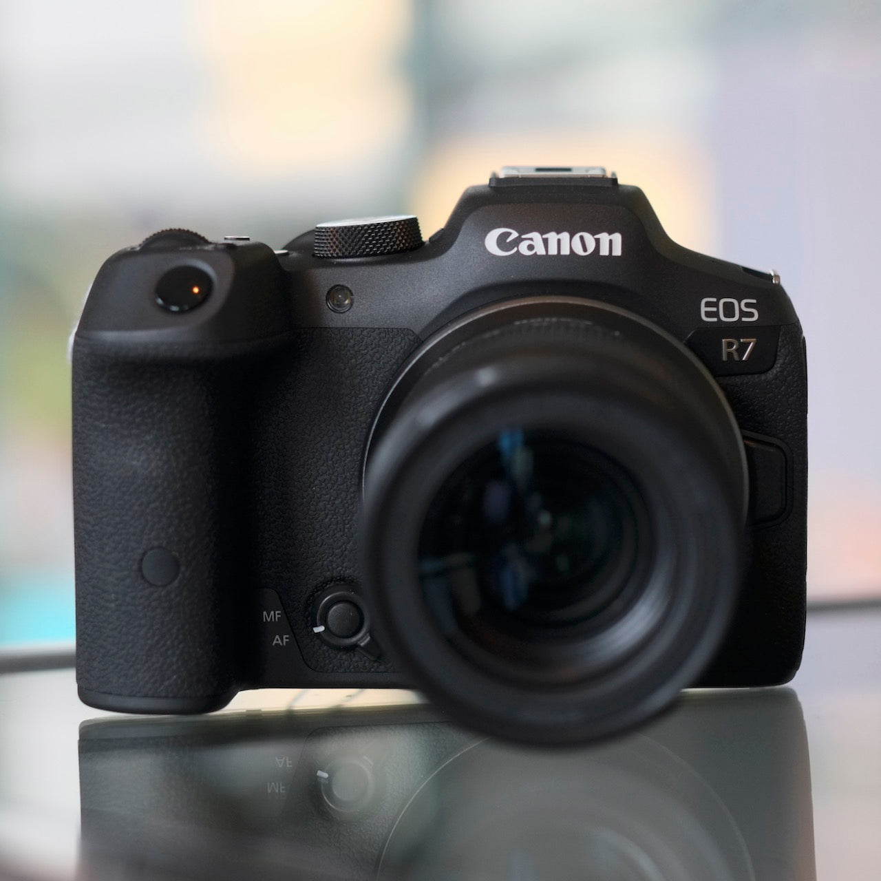 Canon EOS R7 with 18-150mm f3.5-6.3 IS STM – Camera Traders